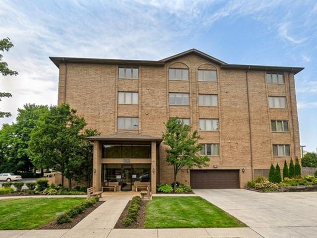 9510 S Kolmar Ave Apt 212, Oak Lawn, IL 60453