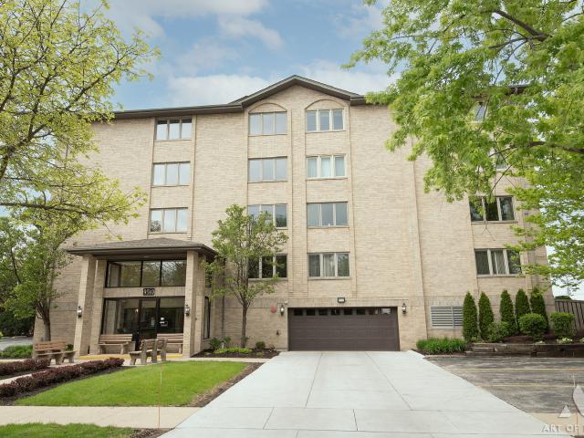 9510 S KOLMAR Avenue # 407