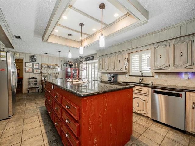 9511 Fallbrook Dr, Dallas, TX 75243 | MLS #21320