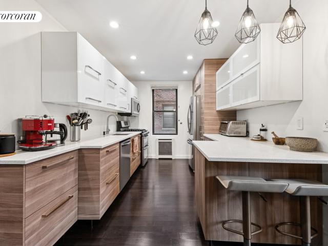 9511 SHORE Road 107