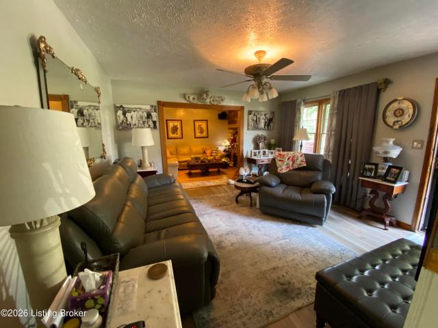 9512 Shoshone Way