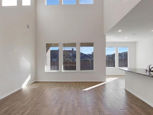 9512 Tamarack Road