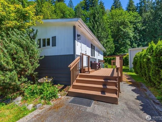 9512 th Ave SE Unit 13, Issaquah, WA 98027
