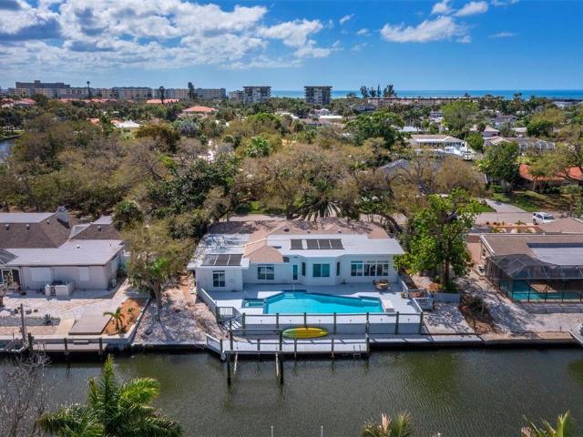 951 Contento St, Siesta Key, FL 34242 | MLS #A4684 | Compass