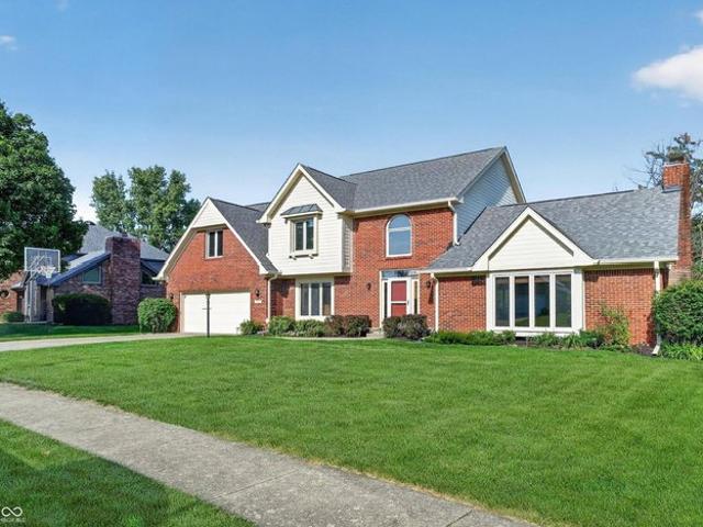951 Copperwood Dr, Carmel, IN 46033