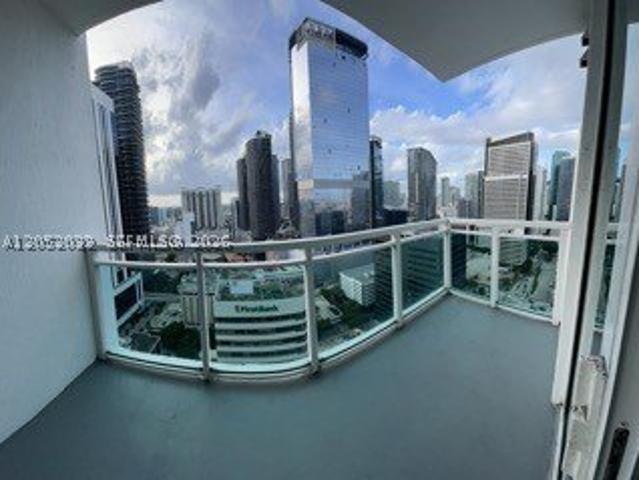 951 Brickell Ave Apt 2803, Miami, FL 33131