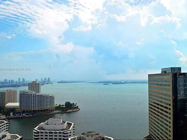 951 Brickell Ave #3506, Miami, FL 33131