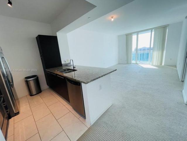 951 Brickell Ave #3703, Miami, FL 33131