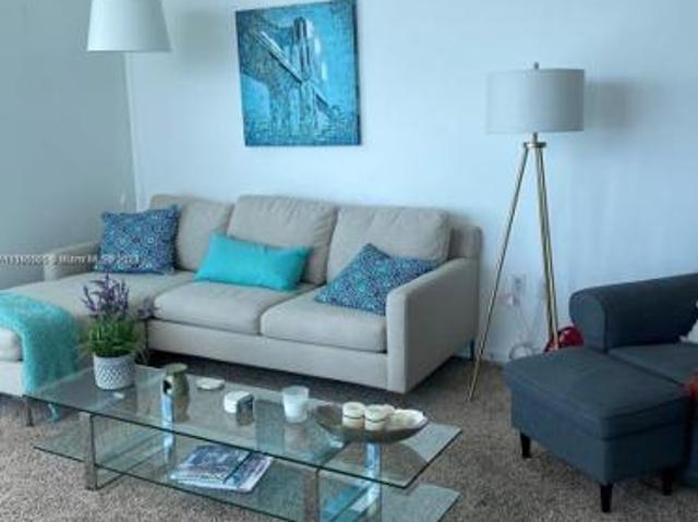 951 Brickell Ave #3810 Miami, FL 33131