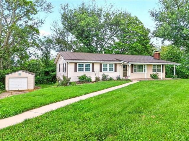 951 Linden Rd, Eighty Four, PA 15330