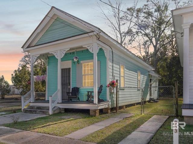 951 Montgomery St, Mobile, AL 36604