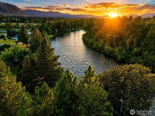 951 McDonald Rd, Cle Elum, WA 98922