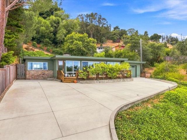 951 Meadowsweet Dr, Corte Madera, CA 94925
