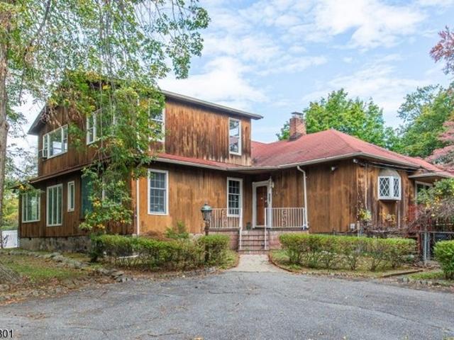 951 N Beverwyck Rd, Parsippany Troy Hills Township, NJ 07005