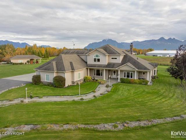 951 N Shoreline Dr, Wasilla, AK 99654
