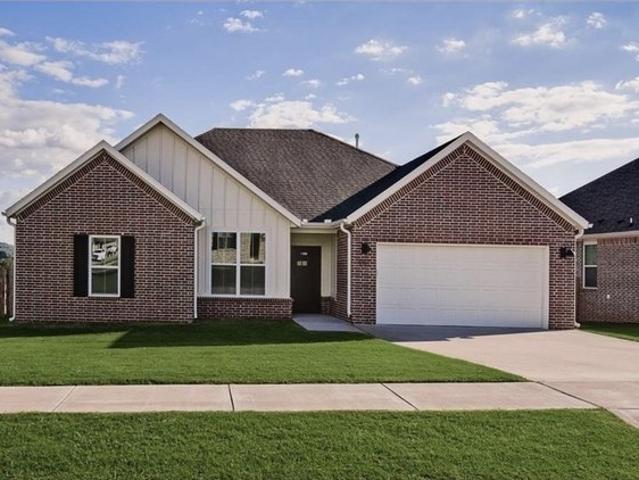 951 Sugar Lf St, Prairie Grove, AR 72753