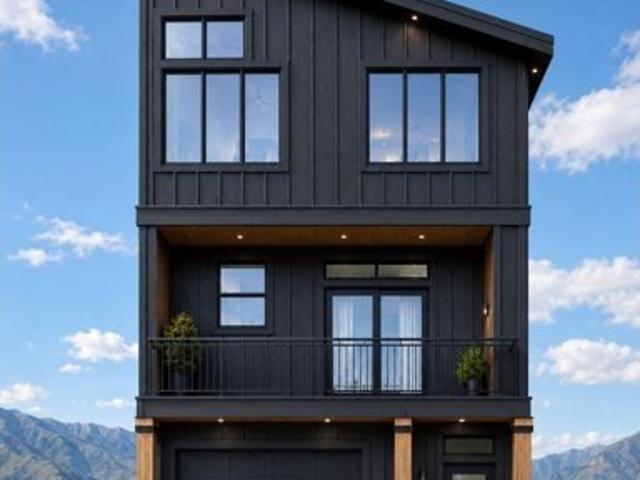 951 SW Spelling Pl, Cascade Locks, OR 97014