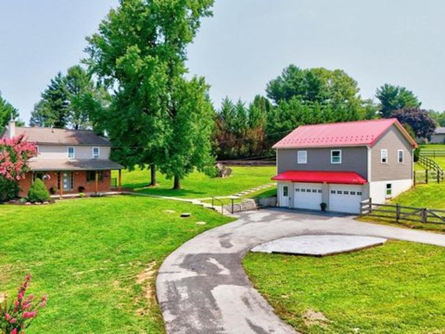 951 Pilgrims Pathway, Peach Bottom, PA 17563