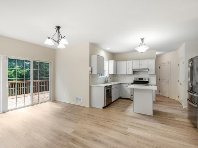 951 River Park Dr