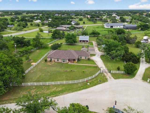 951 Ridgewood Cir, Bartonville, TX 76226