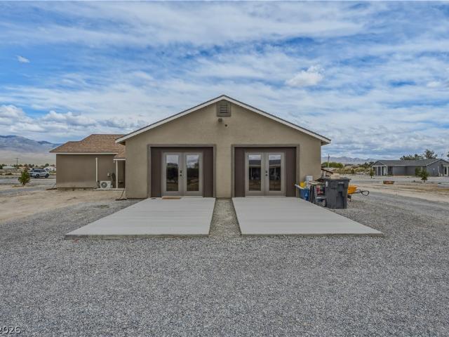 951 W Leffner Drive