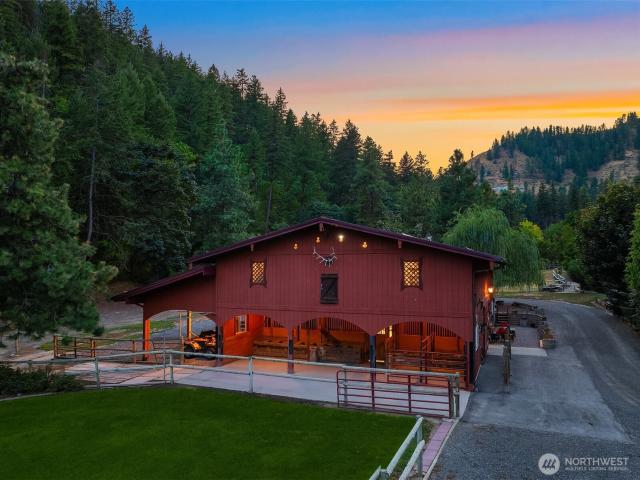 951 Willems Road
