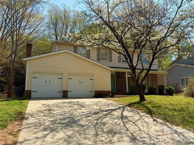 9524 and 9525 Robert Burns Ct, Charlotte, NC 28213