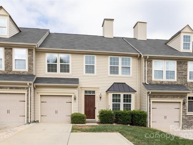 9524 Birkwood Ct, Charlotte, NC 28278