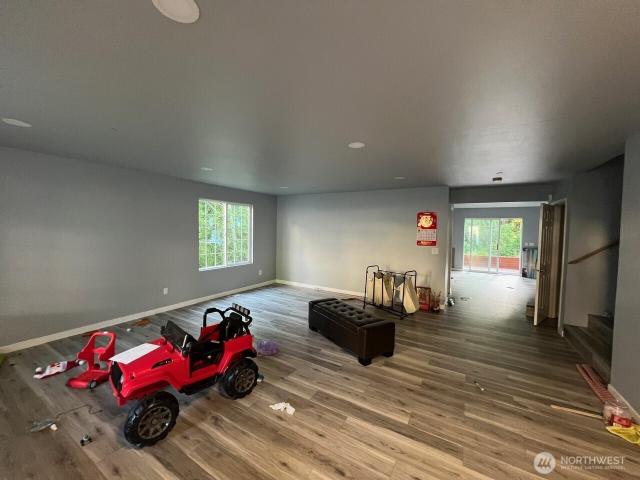 9525 S 221st Pl, Kent, WA 98031 | MLS #2392 | Compass