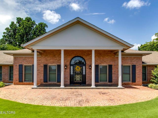 9525 Tunbridge Lane