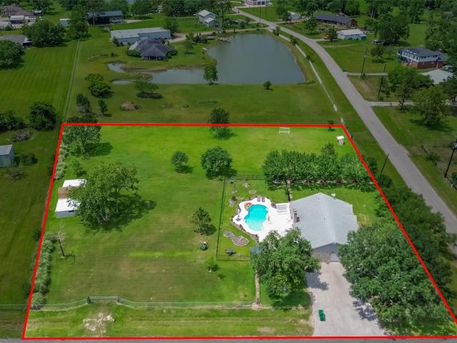 9526 Sandy Lane