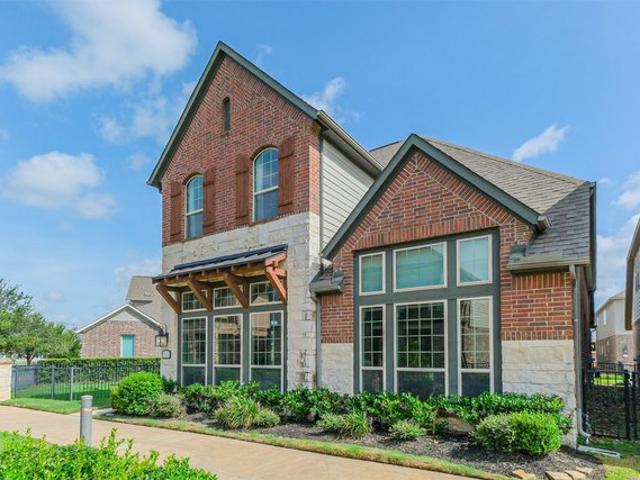 9527 Caddo Ridge Ln, Cypress, TX 77433