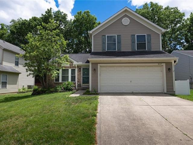 9527 Deer Track Rd, West Chester, OH 45069