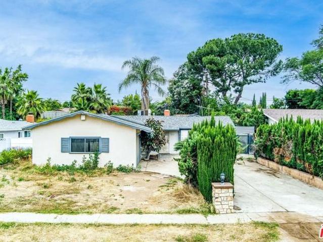 9527 Ruffner Ave, Northridge, CA 91343