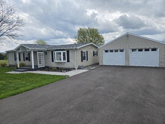 9529 County Road 15, Livonia, NY 14487
