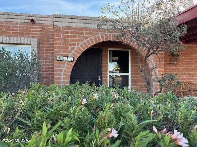 9529 E 32nd St, Tucson, AZ 85748