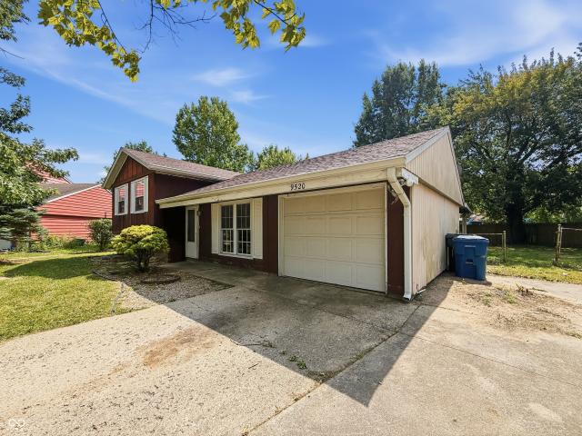 9520 Burrwood Court