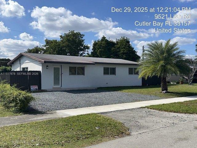 9520 Lisa Rd, Cutler Bay, FL 33157