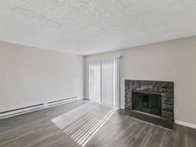 9520B Madrona Estates