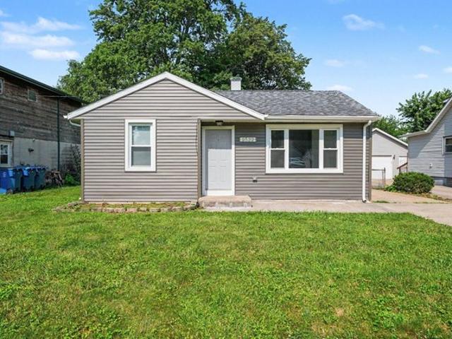 9522 Erie St, Highland, IN 46322