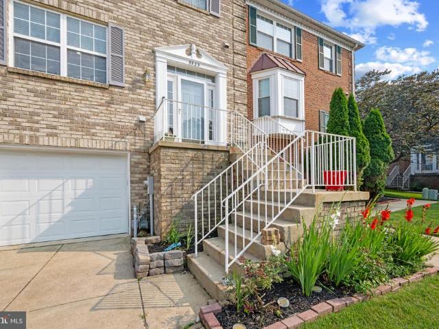 9523 Georgian Way