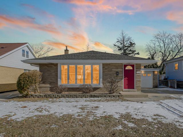 9523 S Kostner Ave, Oak Lawn, IL 60453 | MLS #12590 | Compass