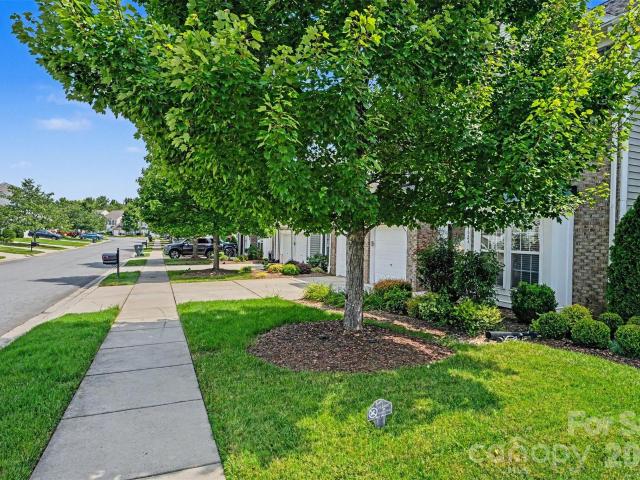 9523 Shumacher Avenue NW