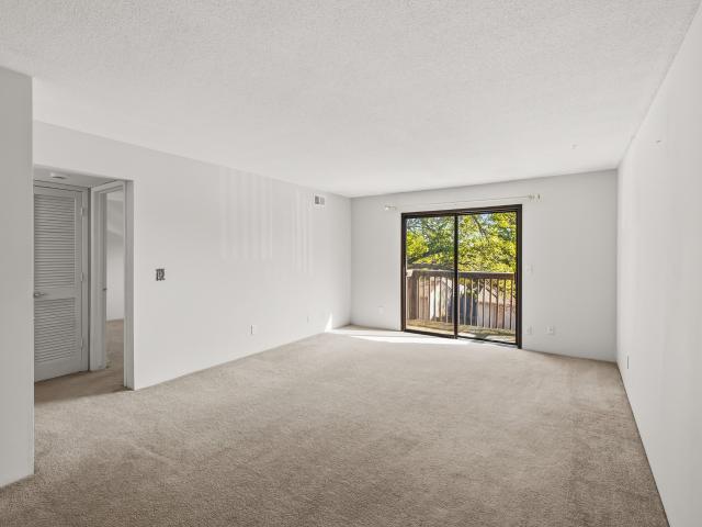 9523 University Avenue 11