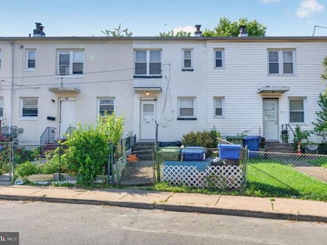 952 Armistead Way, Baltimore, MD 21205
