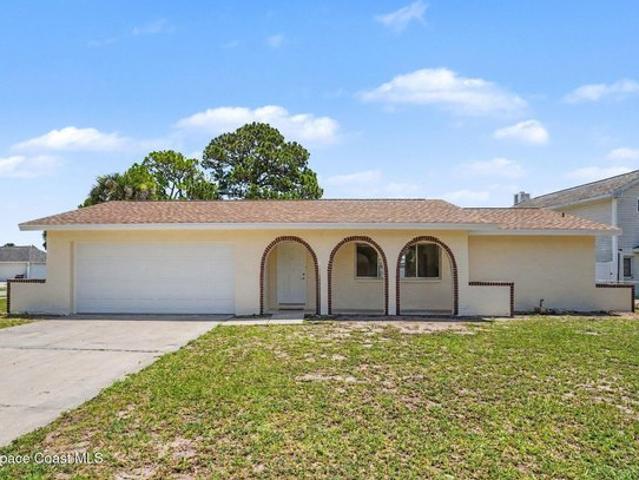 952 Bayberry Ln, Rockledge, FL 32955
