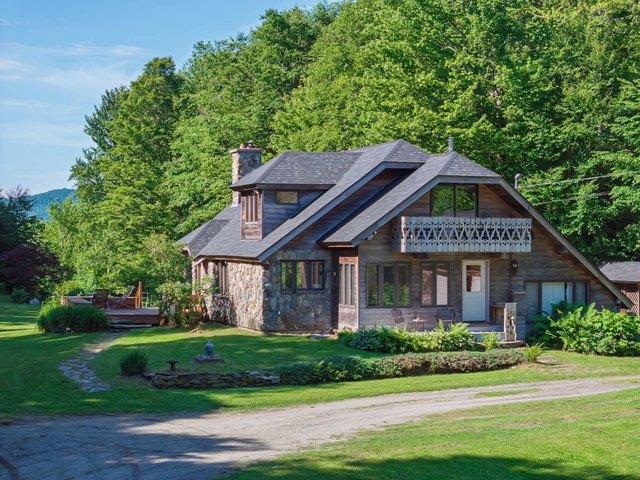 952 Bakersfield Rd, Fletcher, VT 05444