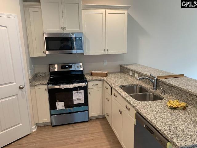 952 Bergenfield Lane