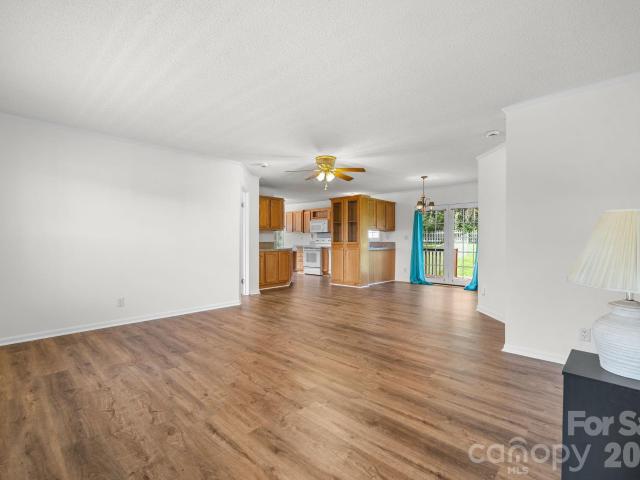 952 Eastern Ridge Drive