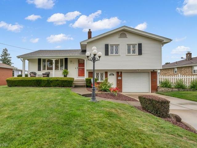 952 Krehl Ave, Girard, OH 44420